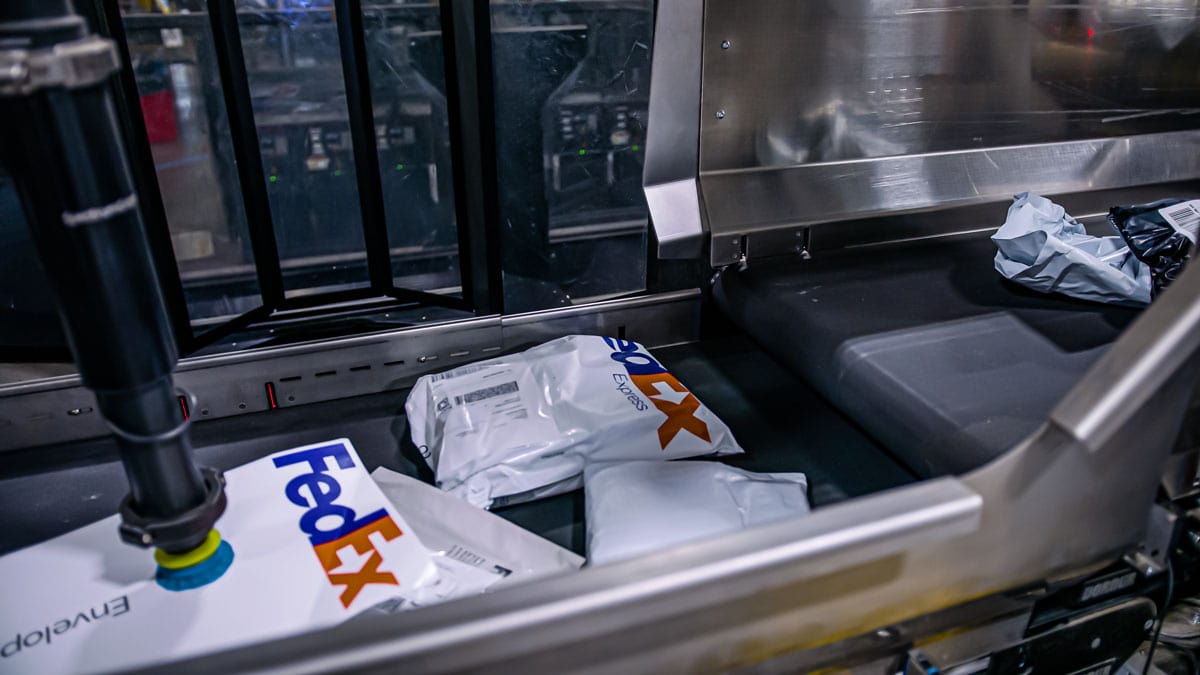 Berkshire Grey and FedEx Expand Their Robotic Automation Solutions ...